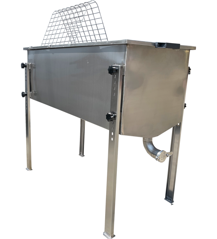 Techtron Premium uncapping table for beekeepers